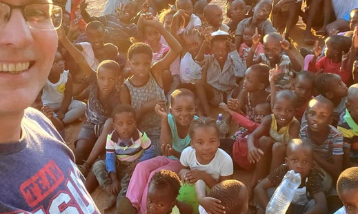 Africa – Lifted Hands